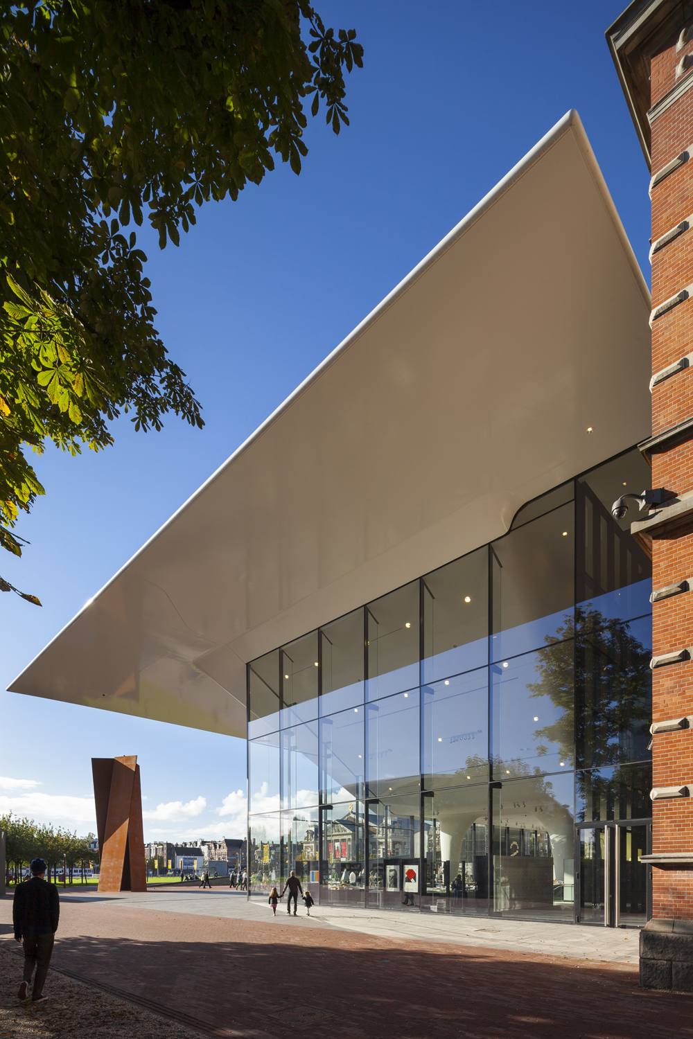 The Stedelijk Museum Amsterdam - Arkitera