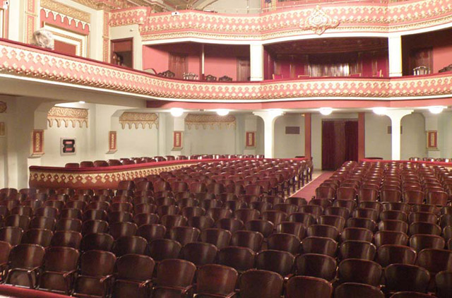 Operet Sahnesi Sanata Kapandı - Arkitera