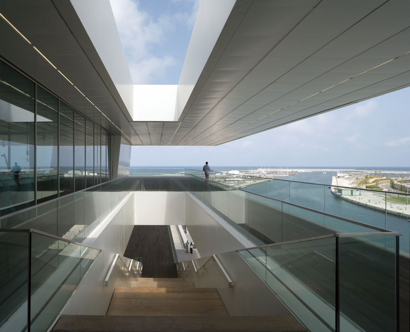 America’s Cup Building - Arkitera