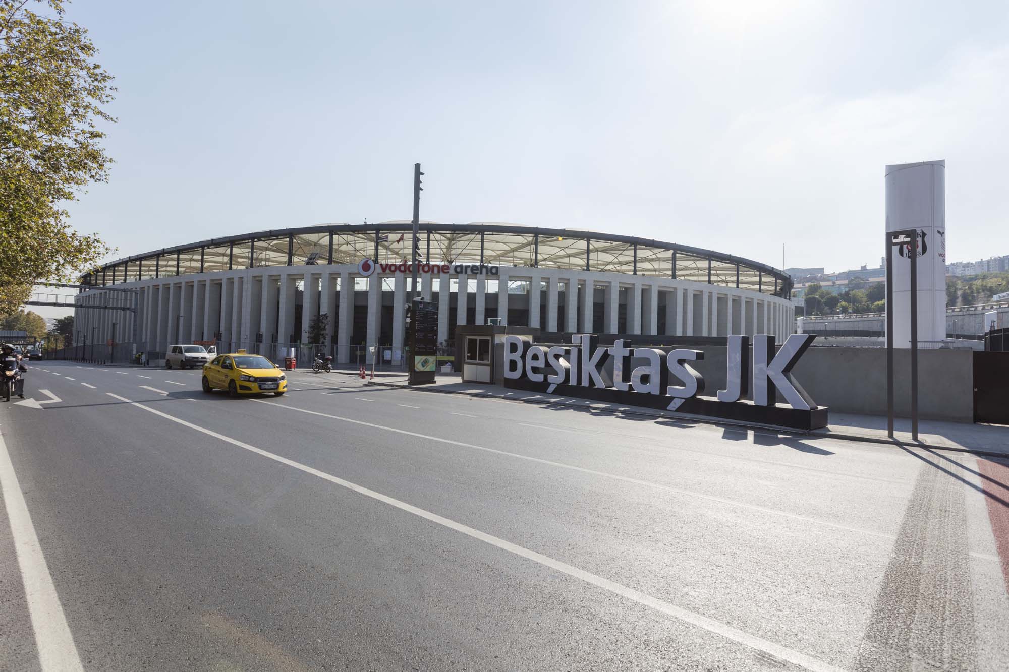 Vodafone Arena - Arkitera