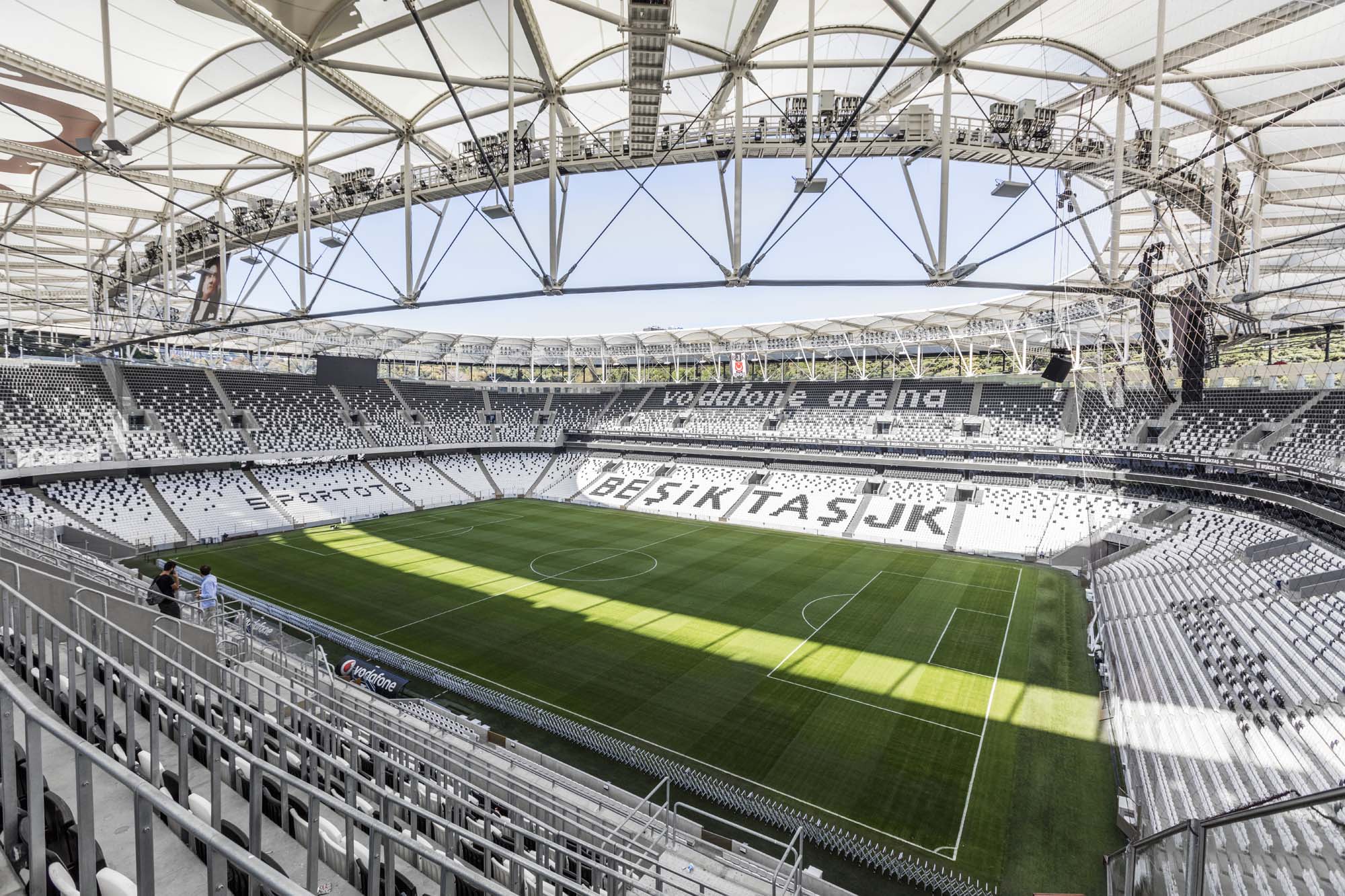 Vodafone Arena - Arkitera