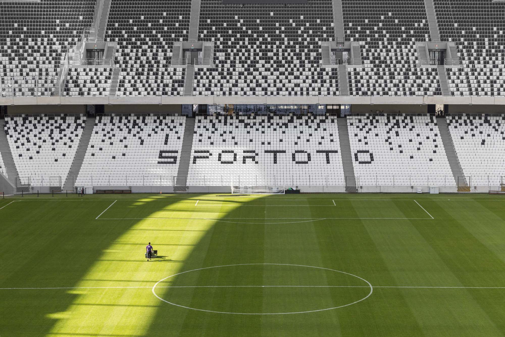 Vodafone Arena - Arkitera