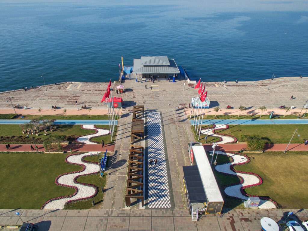 İzmir Tasarım Koridorları: TIRTIL - Arkitera