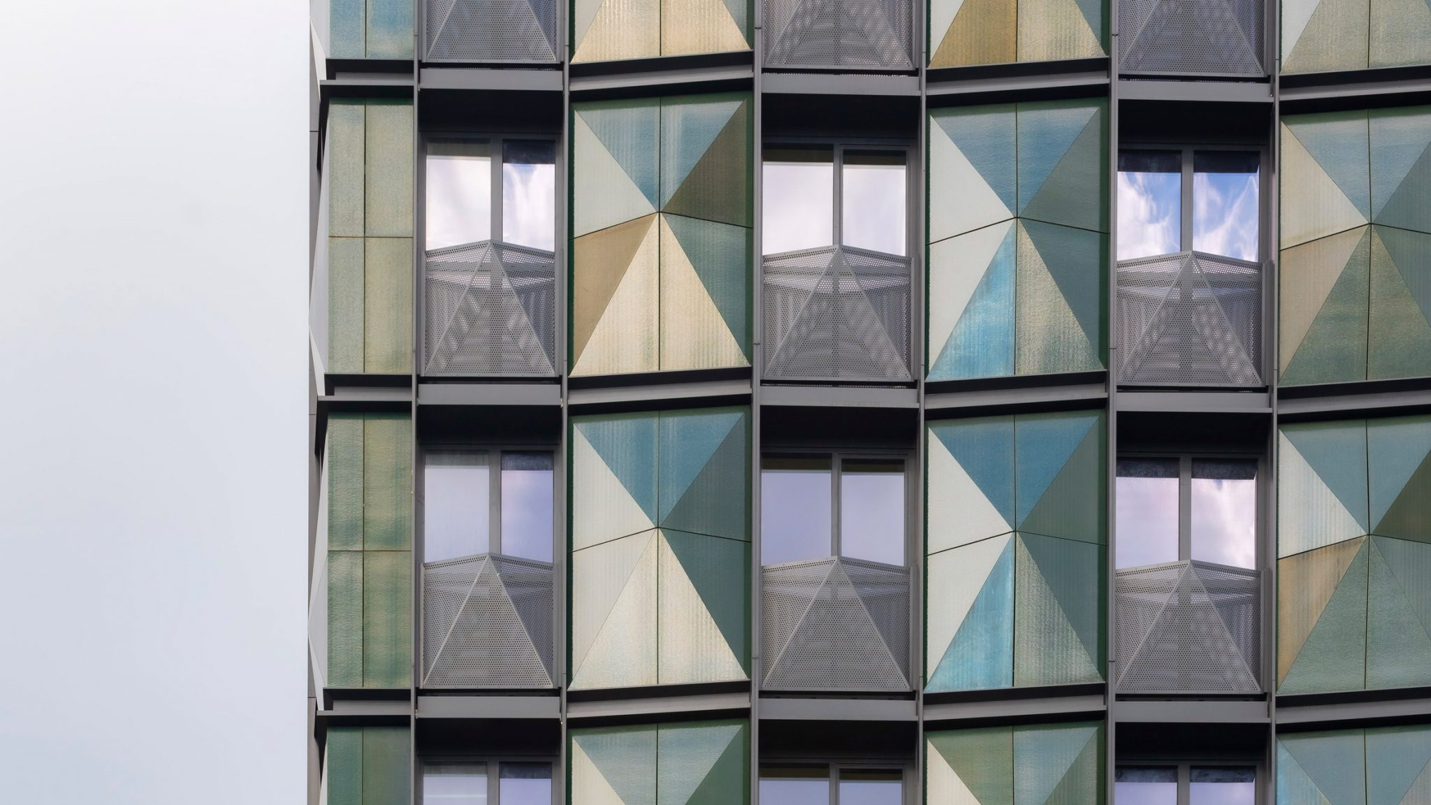 HTA Design, Croydon'da Dünyanın En Yüksek Modüler Konut Projesini ...