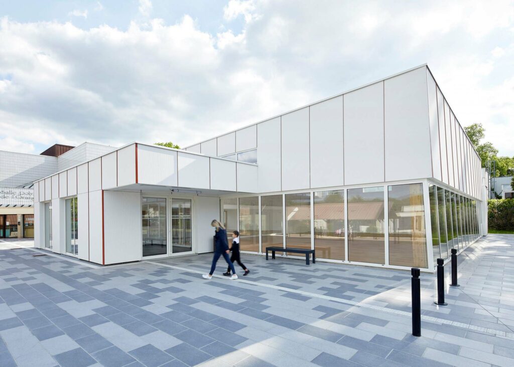 Pierre Chevet Sports Hall (lemoal lemoal architectes) - Arkitera