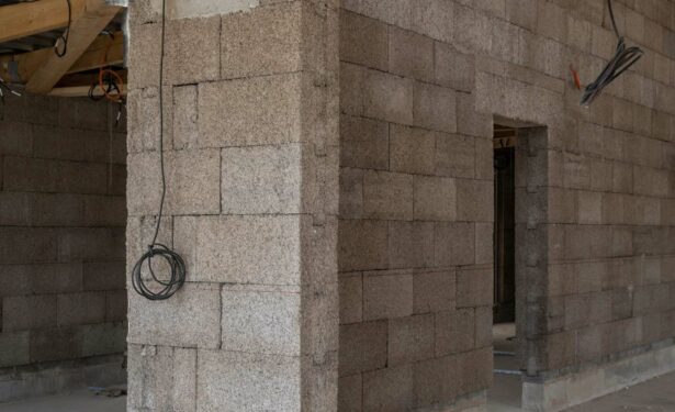 Pierre Chevet Sports Hall (lemoal lemoal architectes) - Arkitera