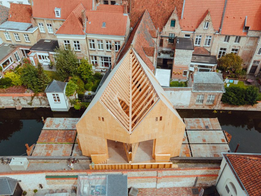 PARA Project'ten Yüzen Pavyon - Arkitera