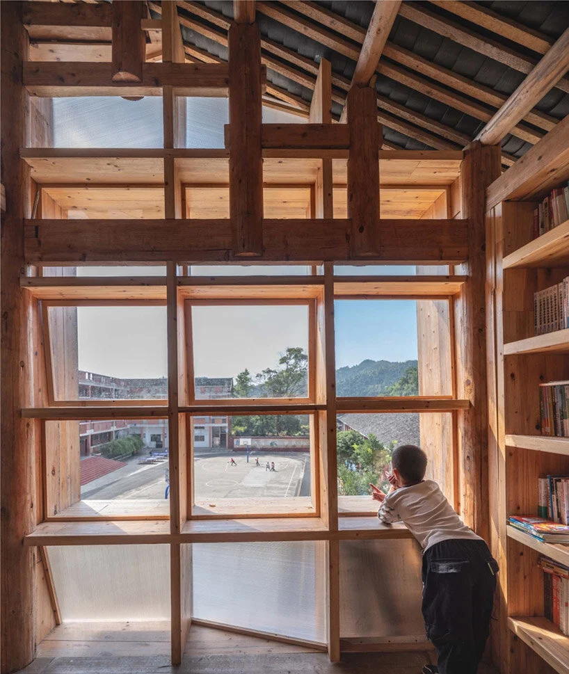 Pingtan Book House - A Traditional Timber House Squeezed with an ...