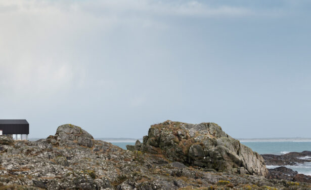 Ahır Kalıntılarından Yükselen Konut: Mannal House - Arkitera