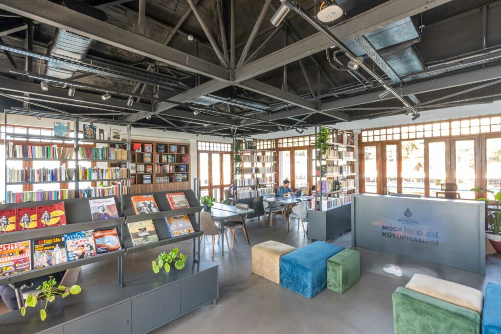 Moda İskelesi - Arkitera