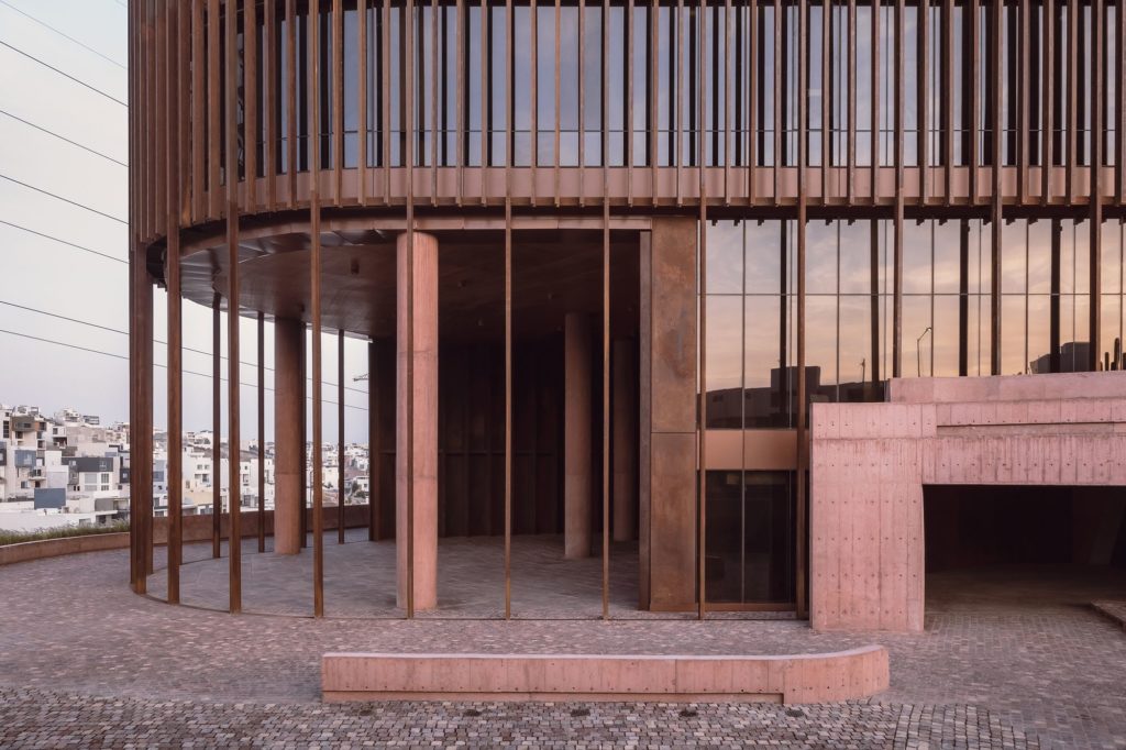 Kurumsal Yapı Klişesini Yıkan Proje: Avancer Tower - Arkitera