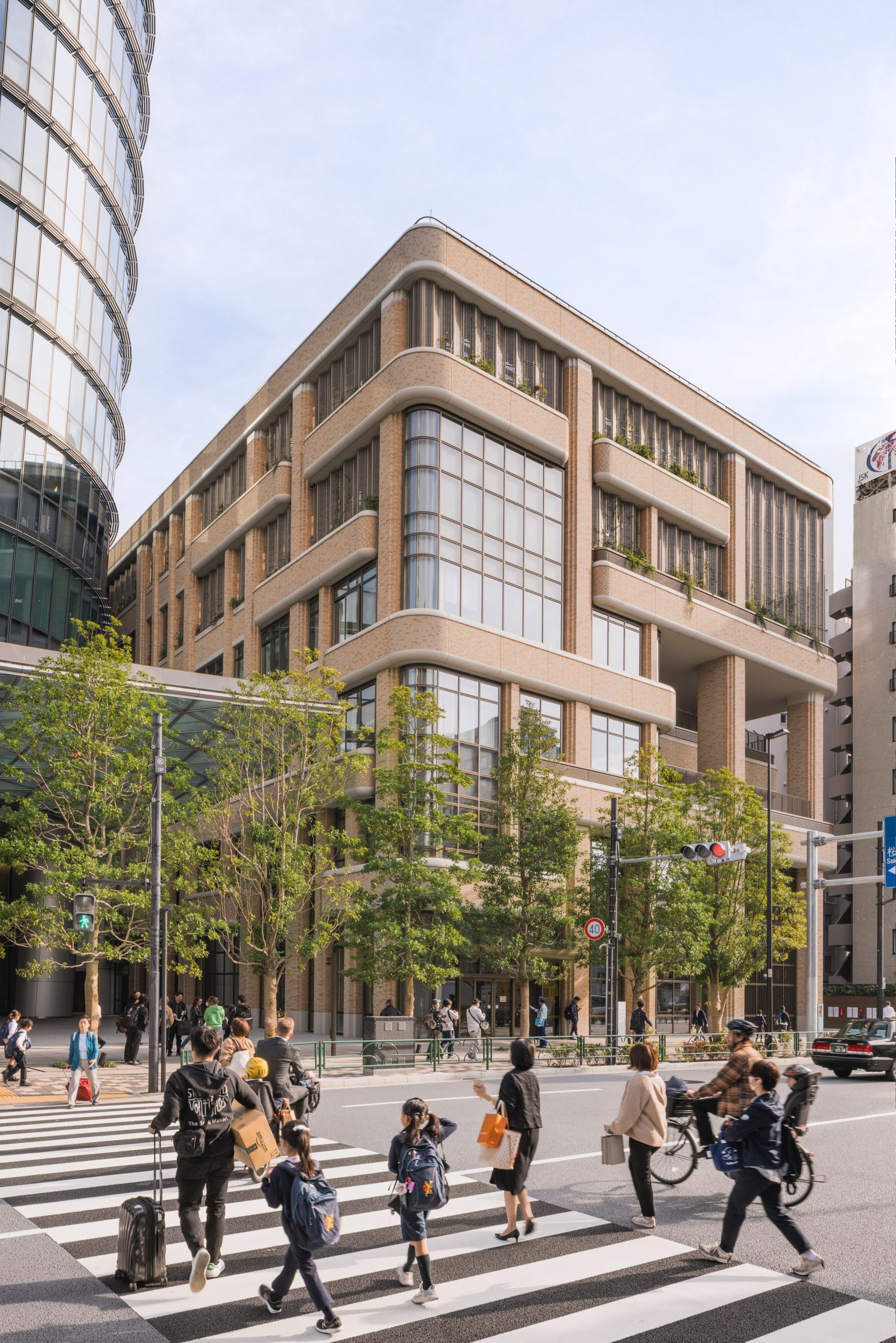 Heatherwick Studio'nun Tokyo'daki Azabudai Hills Projesi Tamamlandı ...