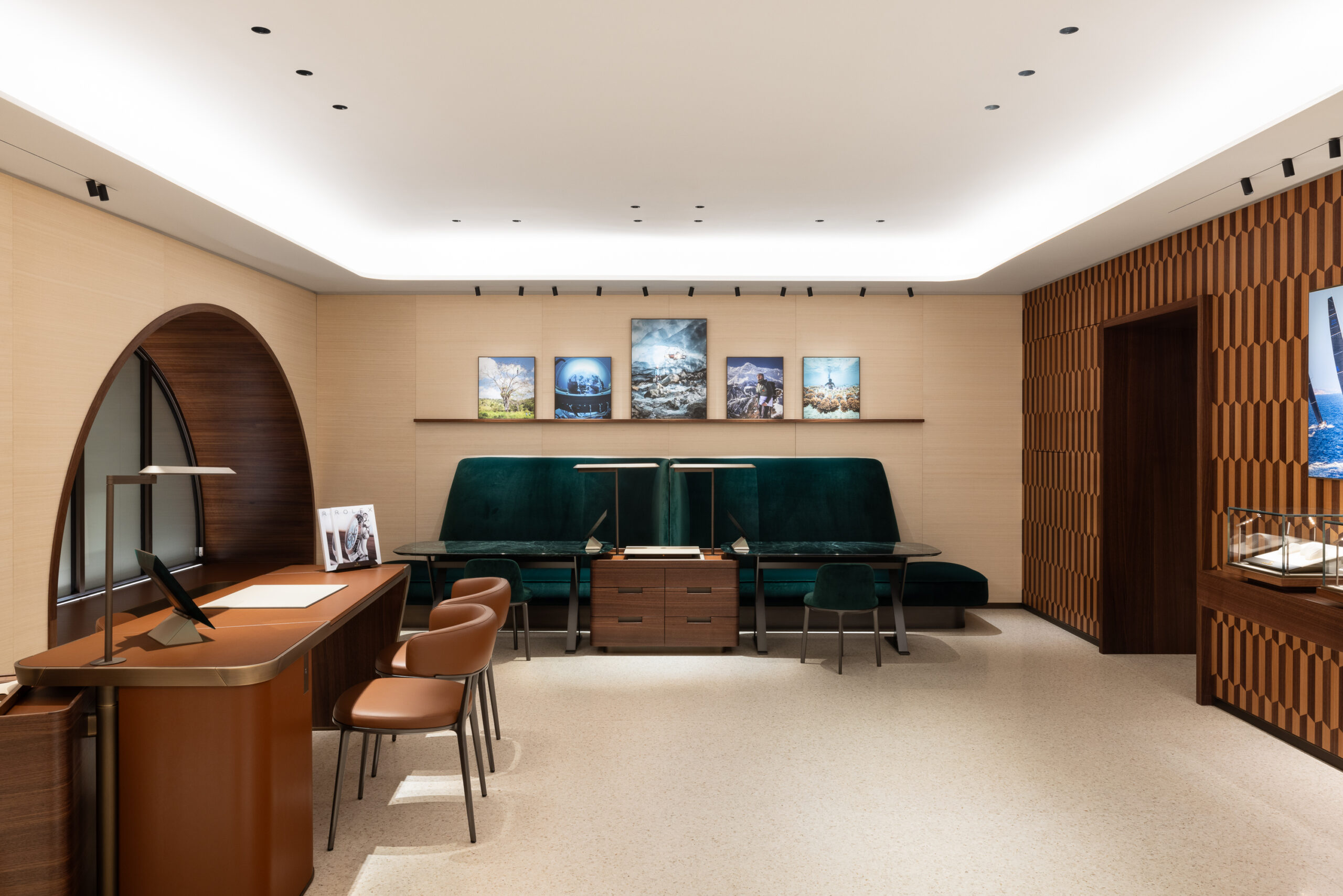 ACPV ARCHITECTS Designs New Rolex Boutique in Milan - Arkitera