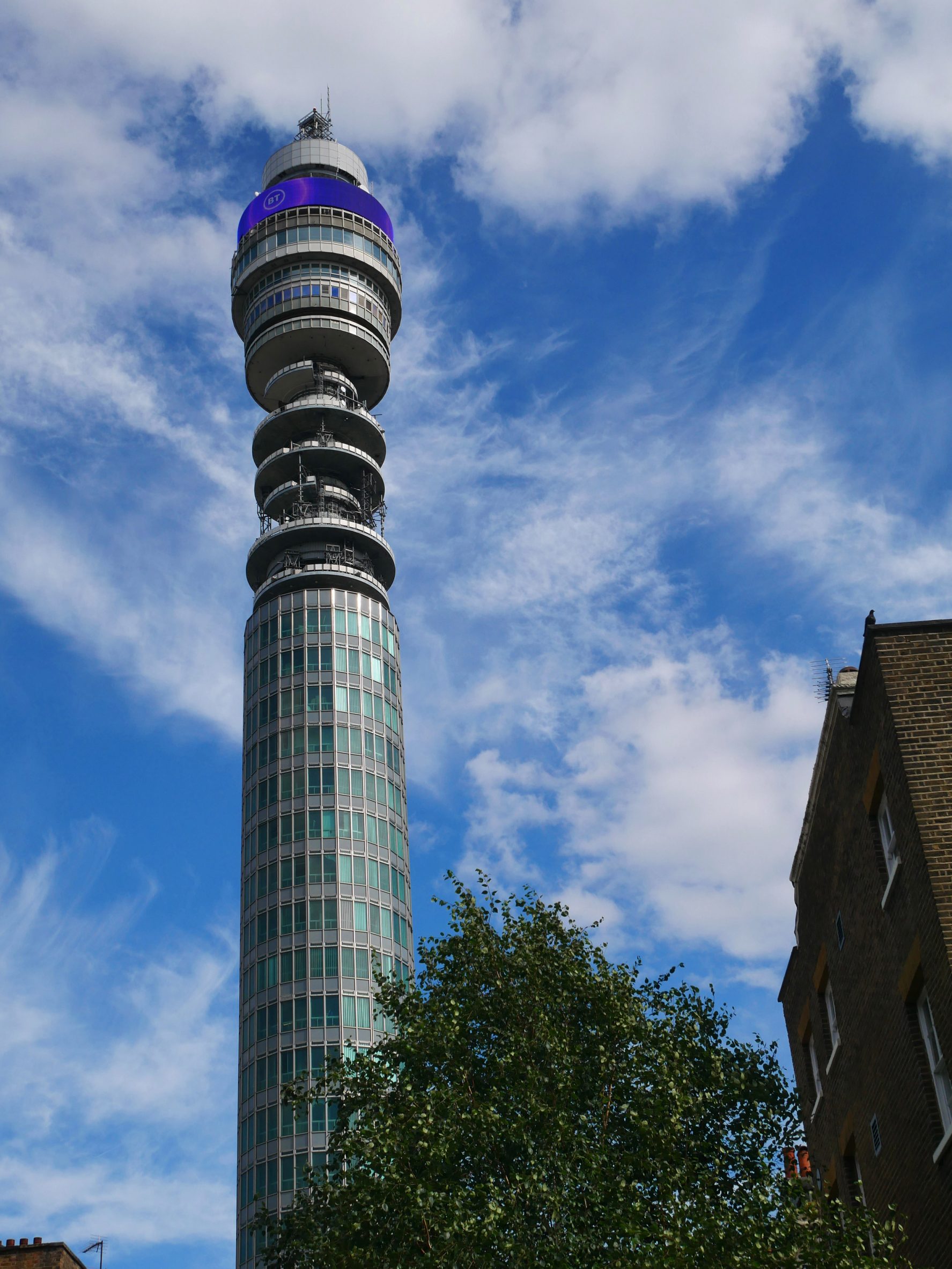 Heatherwick Studio, BT Tower'ı Otele Dönüştürmeye Hazırlanıyor - Arkitera
