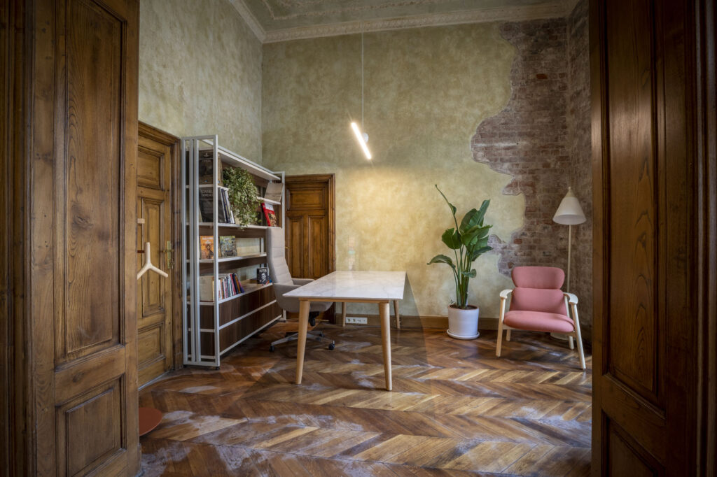 Casa Botter Art and Design Center - Arkitera