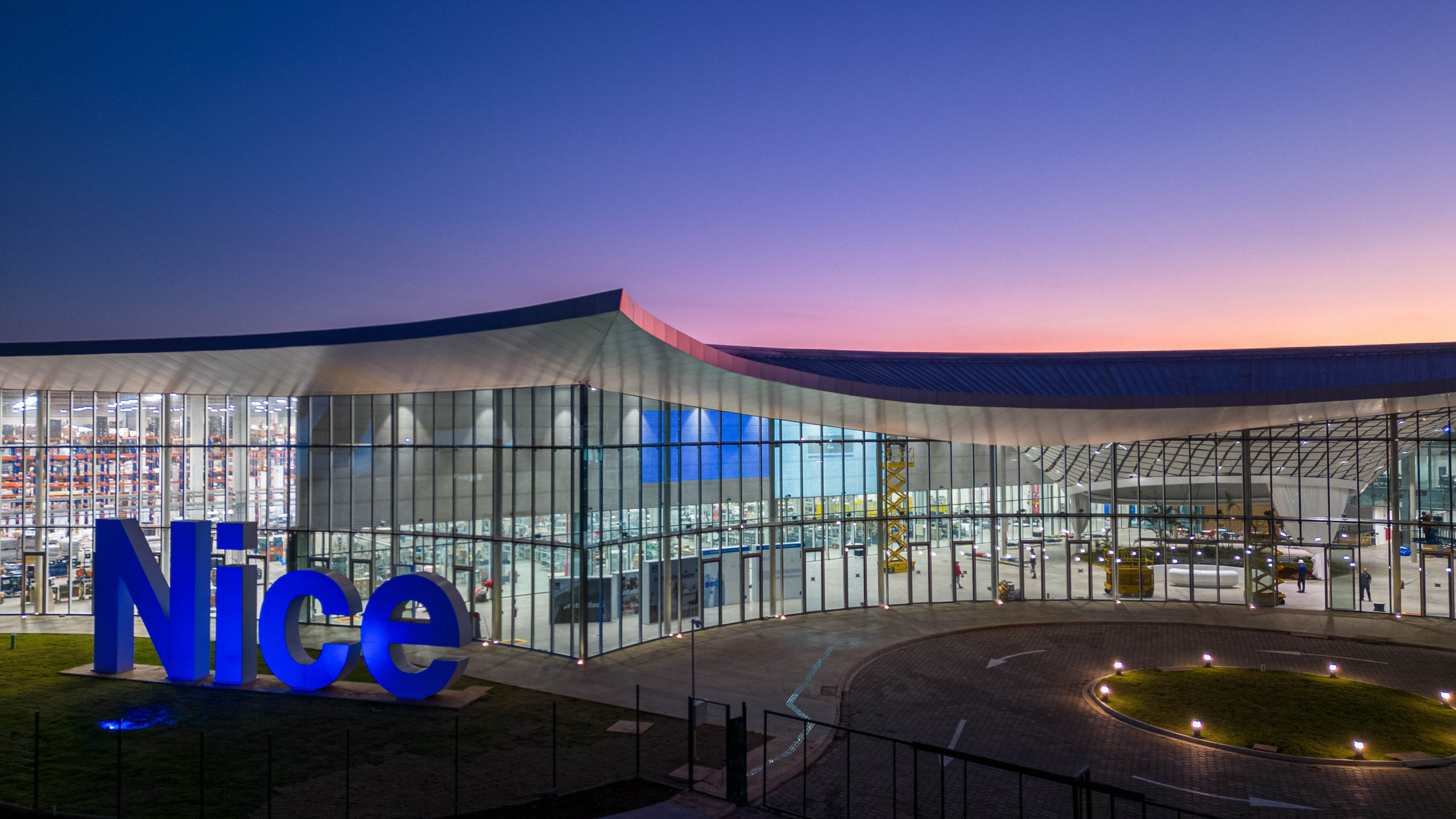 New Smart Factory in Brazil - Arkitera