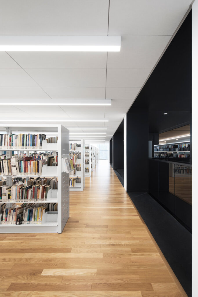 T-A-St-Germain Kütüphanesi - Arkitera