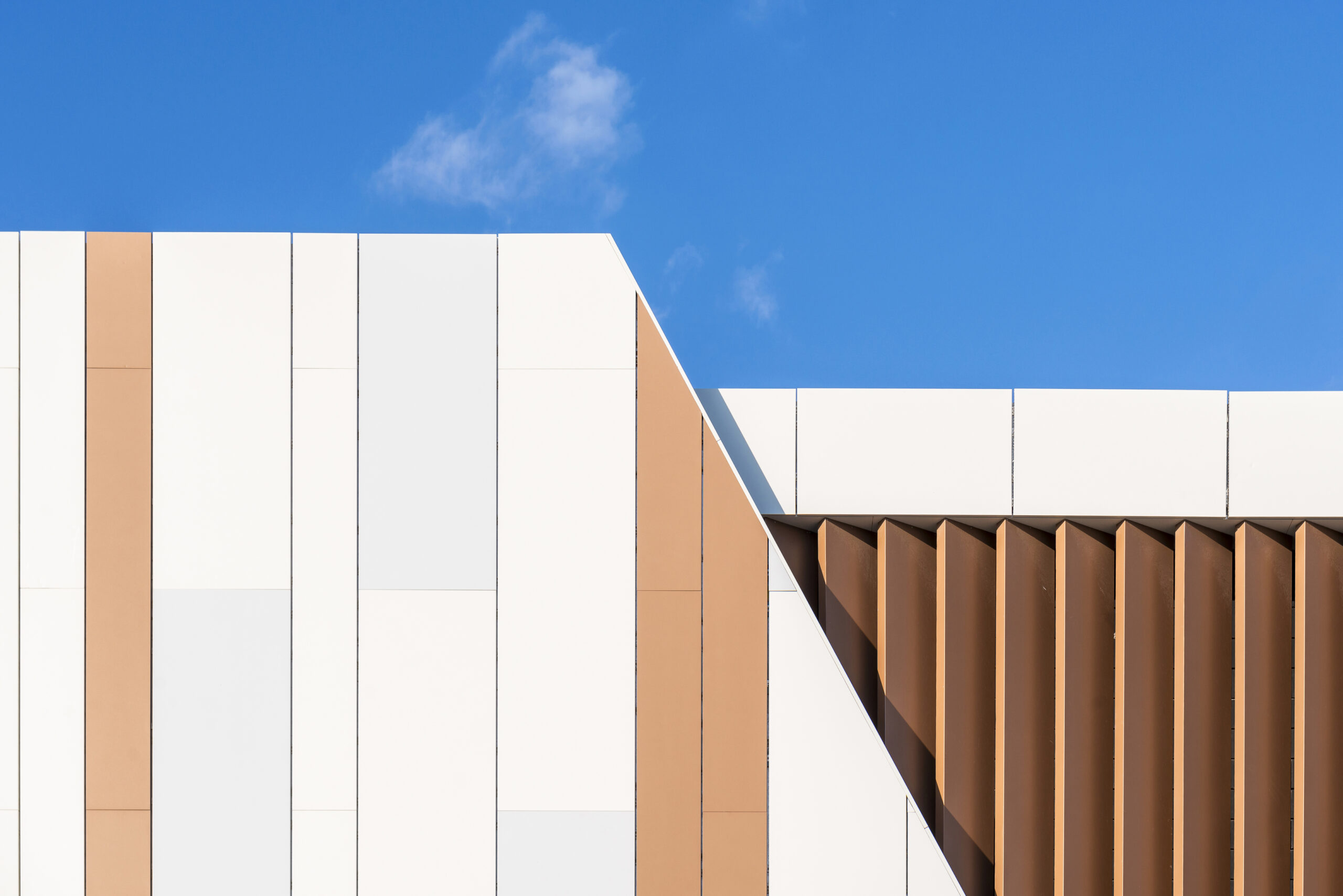 New Shopping Centre in Larnaca: Metropolis Mall - Arkitera