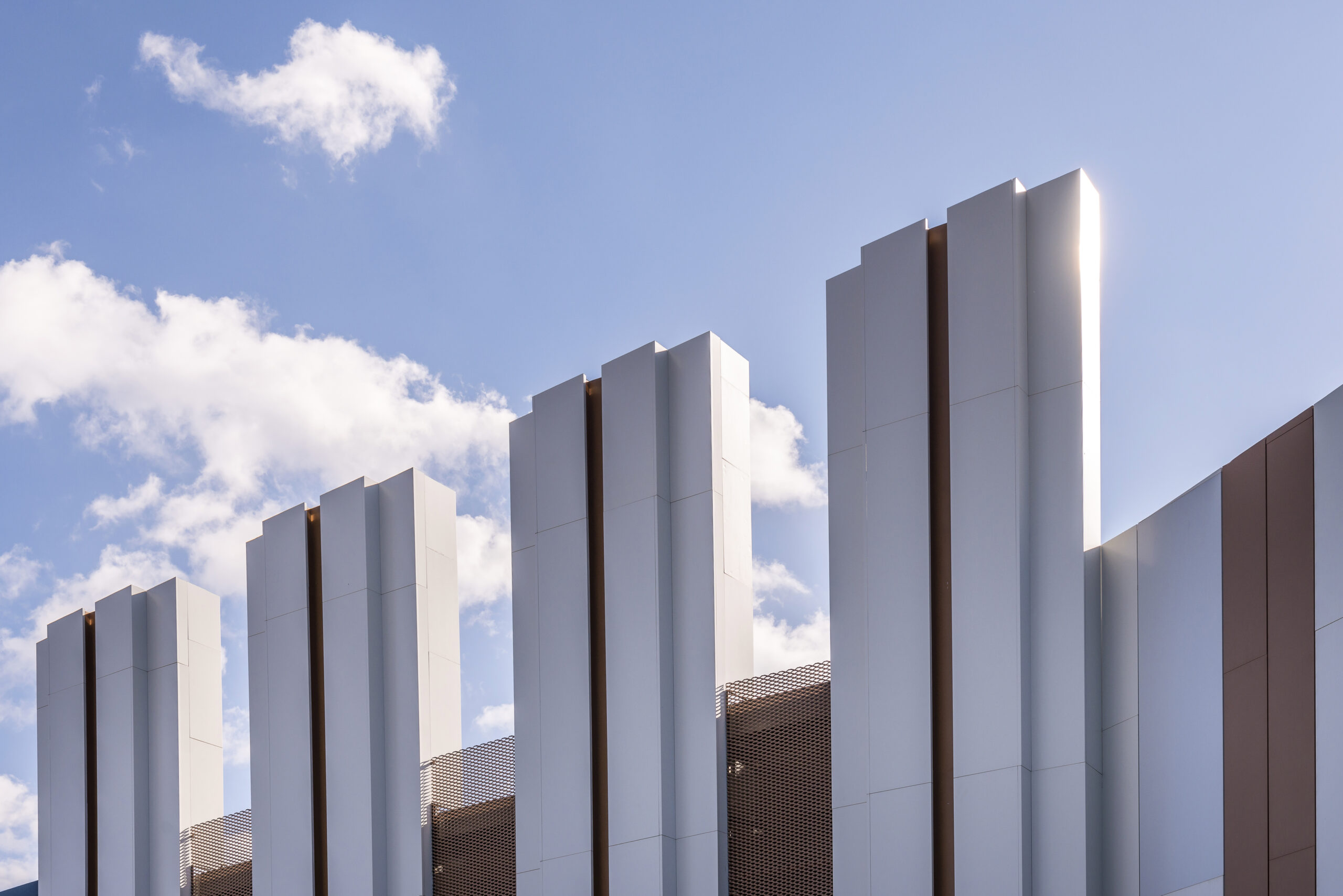 New Shopping Centre in Larnaca: Metropolis Mall - Arkitera