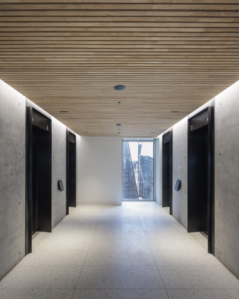 London’s Newest Landmark: 8 Bishopsgate - Arkitera