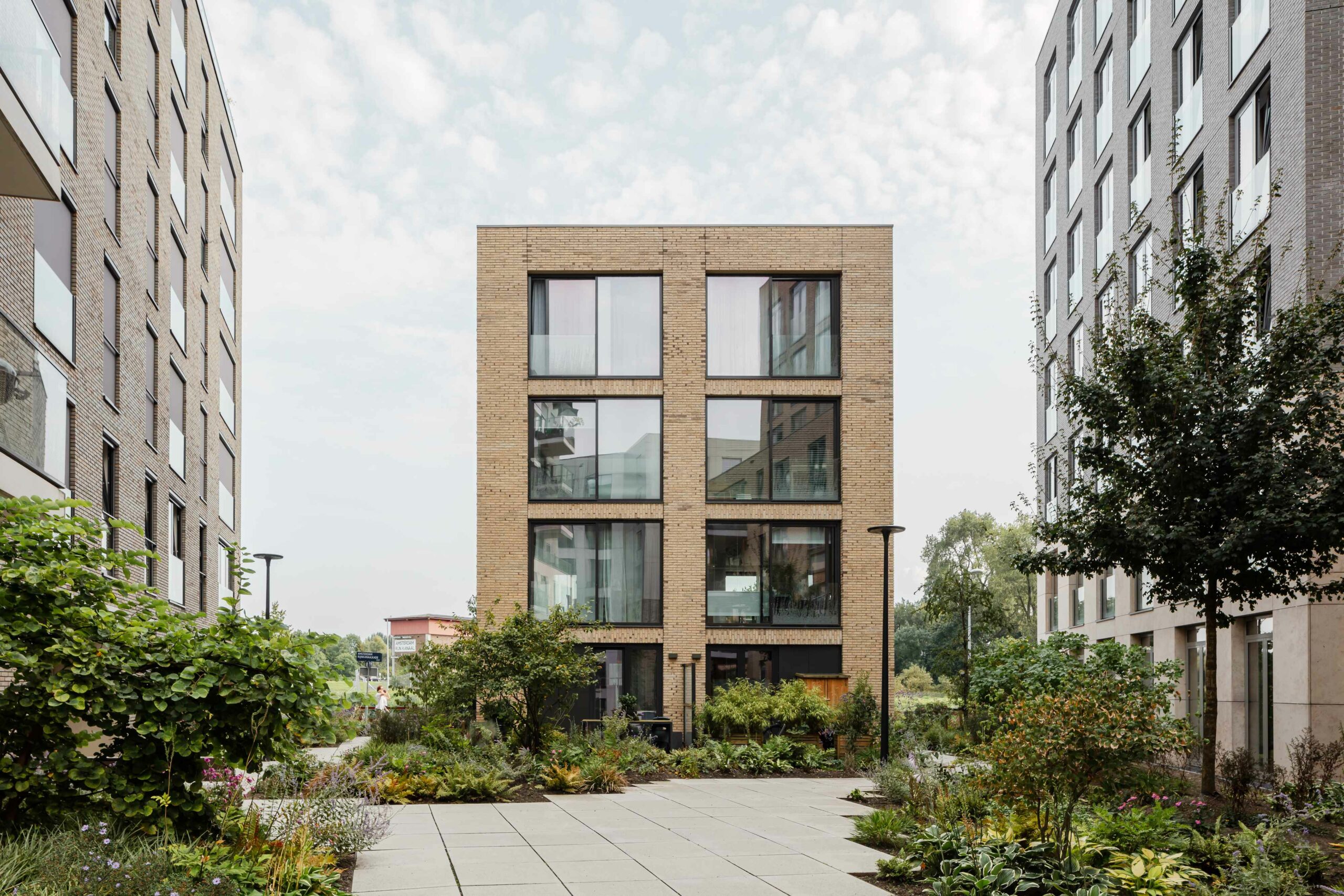 Cruquius Island Housing - Arkitera