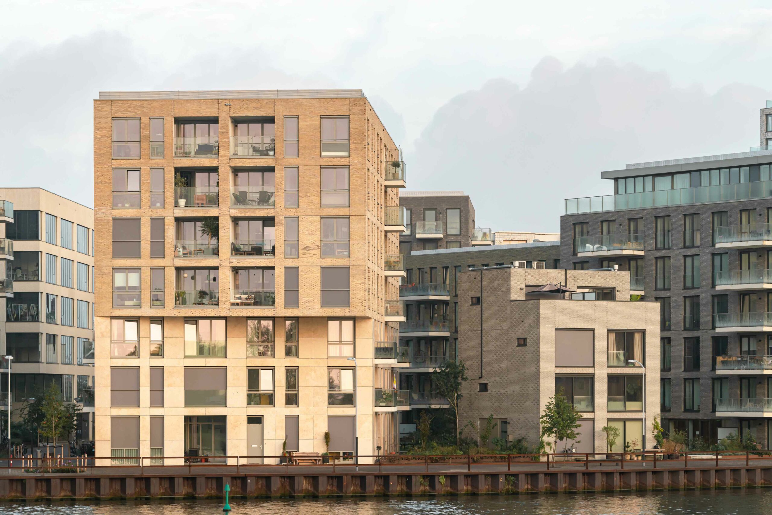 Cruquius Island Housing - Arkitera